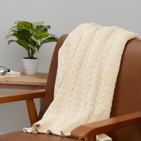 Allen + Roth | Bedding | Allen Roth Cream 48in X 58in Throw | Poshmark